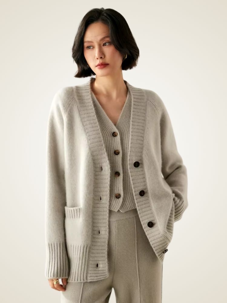 Jade - V Neck Cashmere Cardigan | The Cashmere Studio